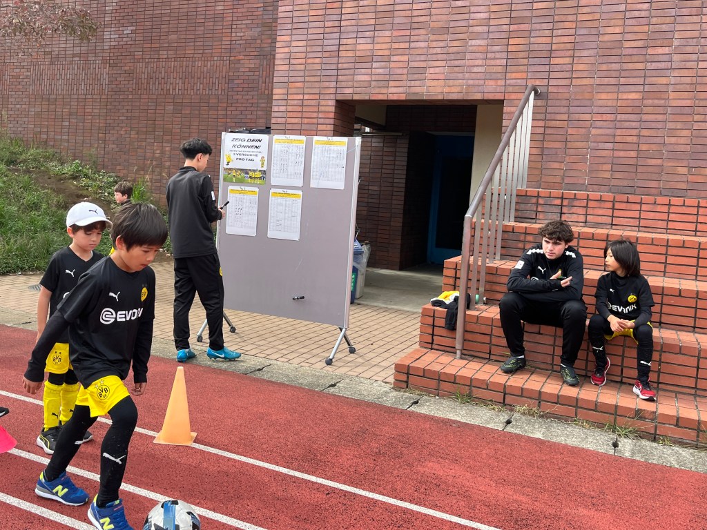 BVB-Ferienkurs an der DSTY – eine Woche Fußballspaß in Schwarz und Gelb ...